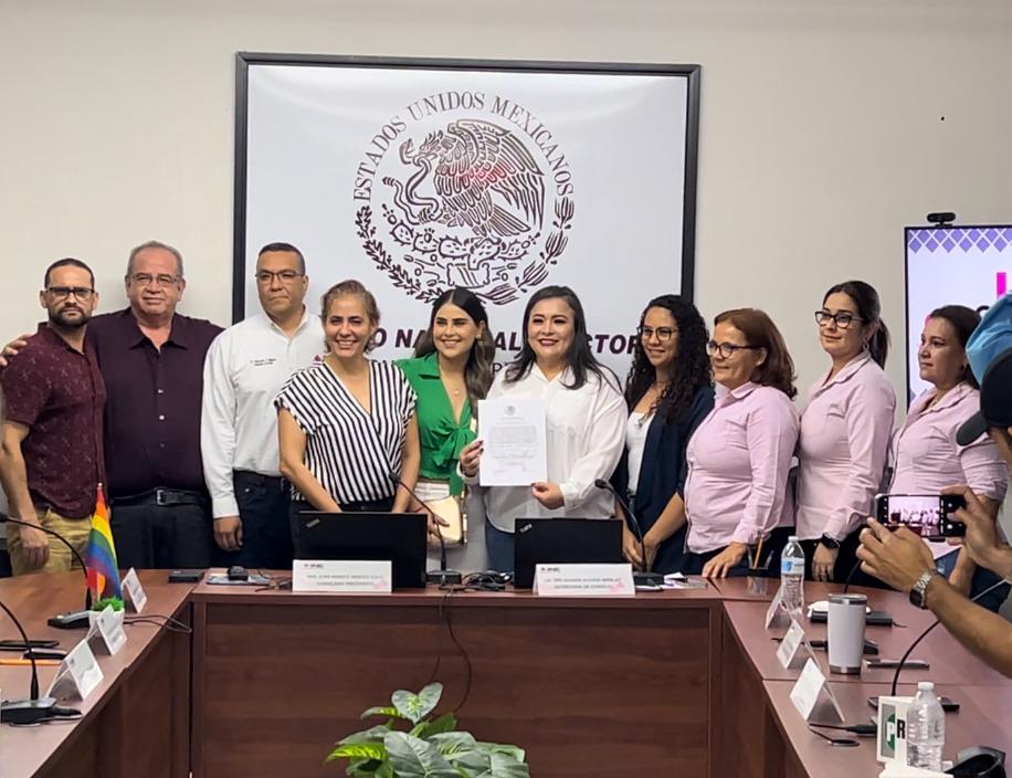 Consejos Distritales del INE Sinaloa entregan constancia de Mayoría ...
